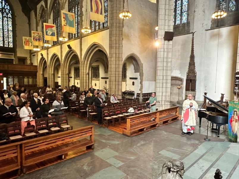 About our priest nuestro sacerdote – Church of the Intercession NYC ...